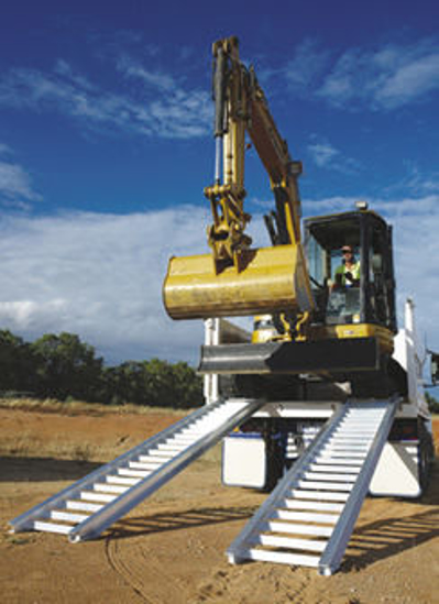 Truck Loading Ramps : Pneumatic Tyre Ramp : Multiuse Truck Ramps ...
